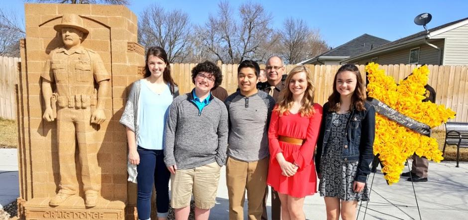 Norris Students Commemorate Deputy Craig Dodge | Norris School District